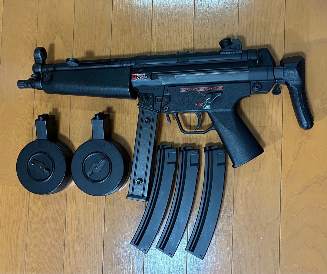 東京マルイ　ハイサイクル電動ガン　MP5HC マガジン付属