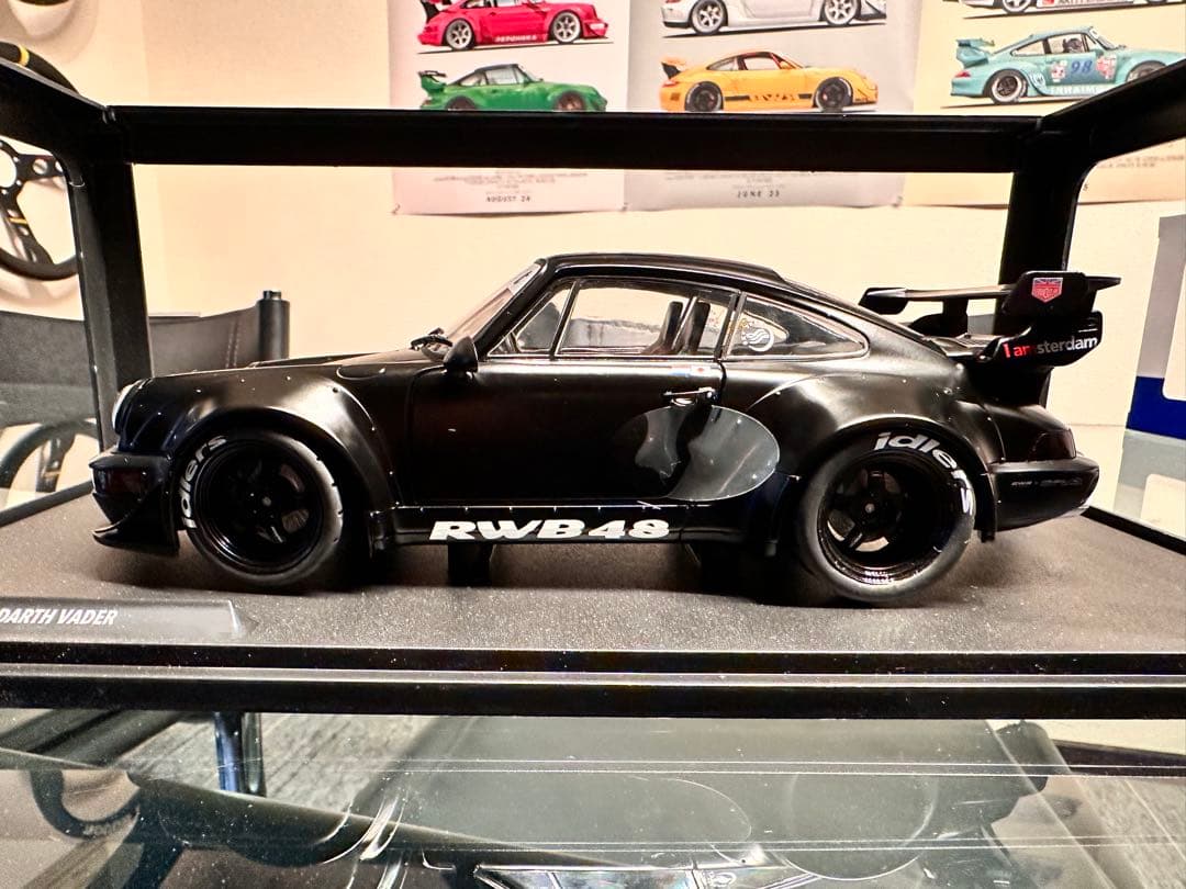 RWB - DARTH VADER ミニカー 1/18