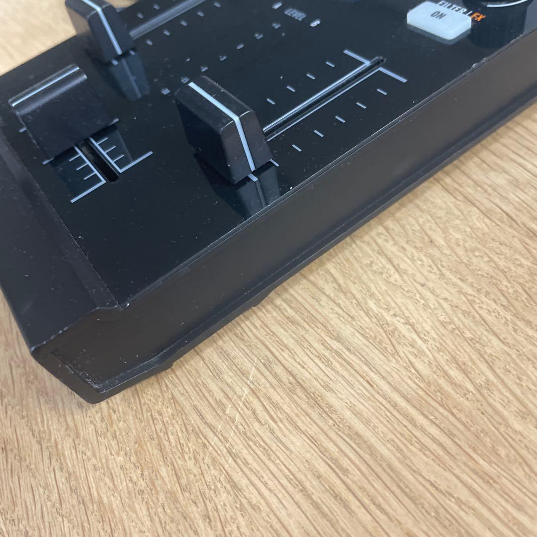 TRAKTOR KONTROL Z1 DJコントローラー