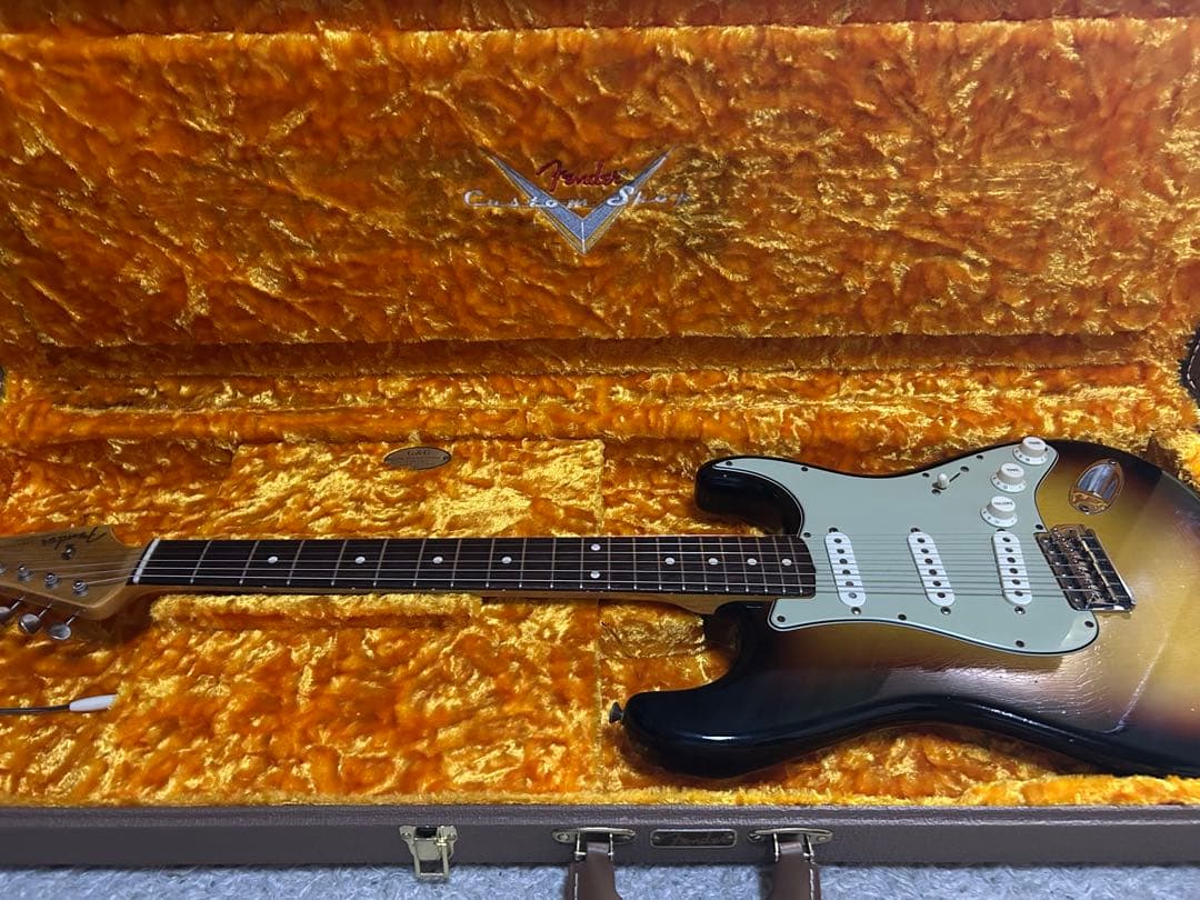 Fender Stratocaster サンバーストモデル
