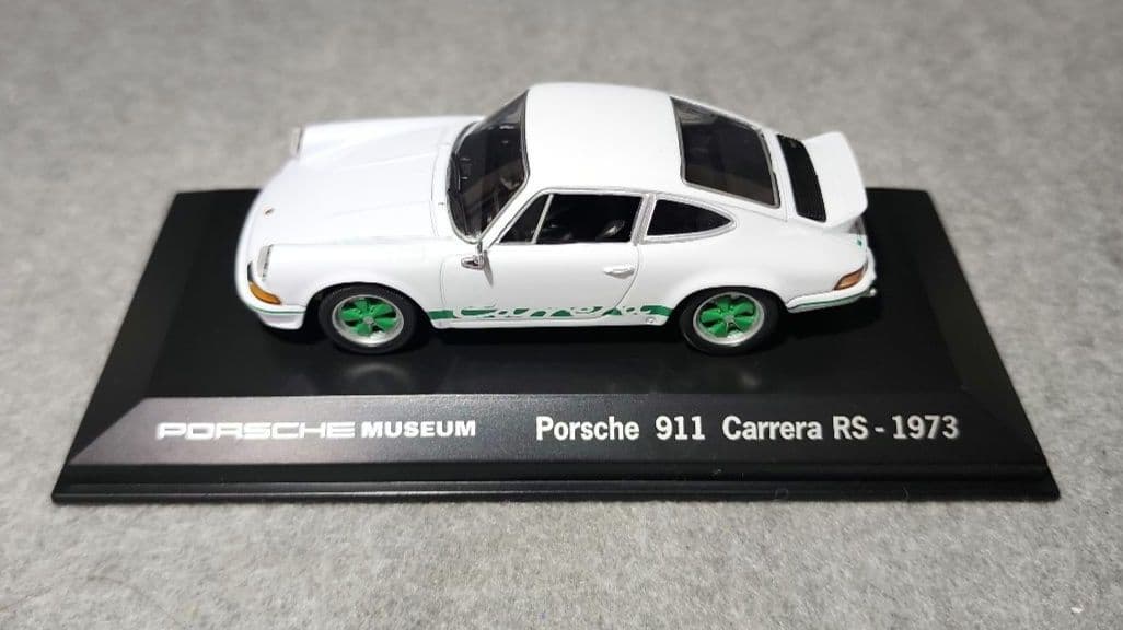ポルシェミュージアム 1/43スケール ポルシェ911カレラRS 1973