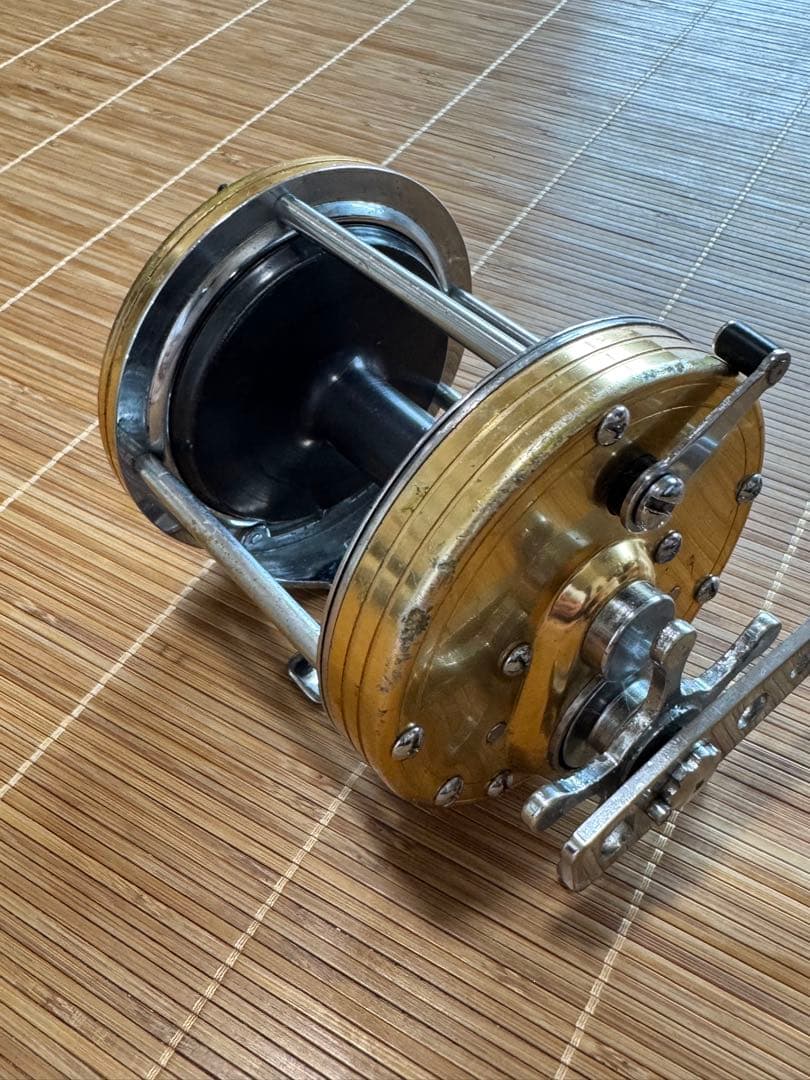 シーライン400 左ハンドル ダイワ DAIWA 中古 レア 金色