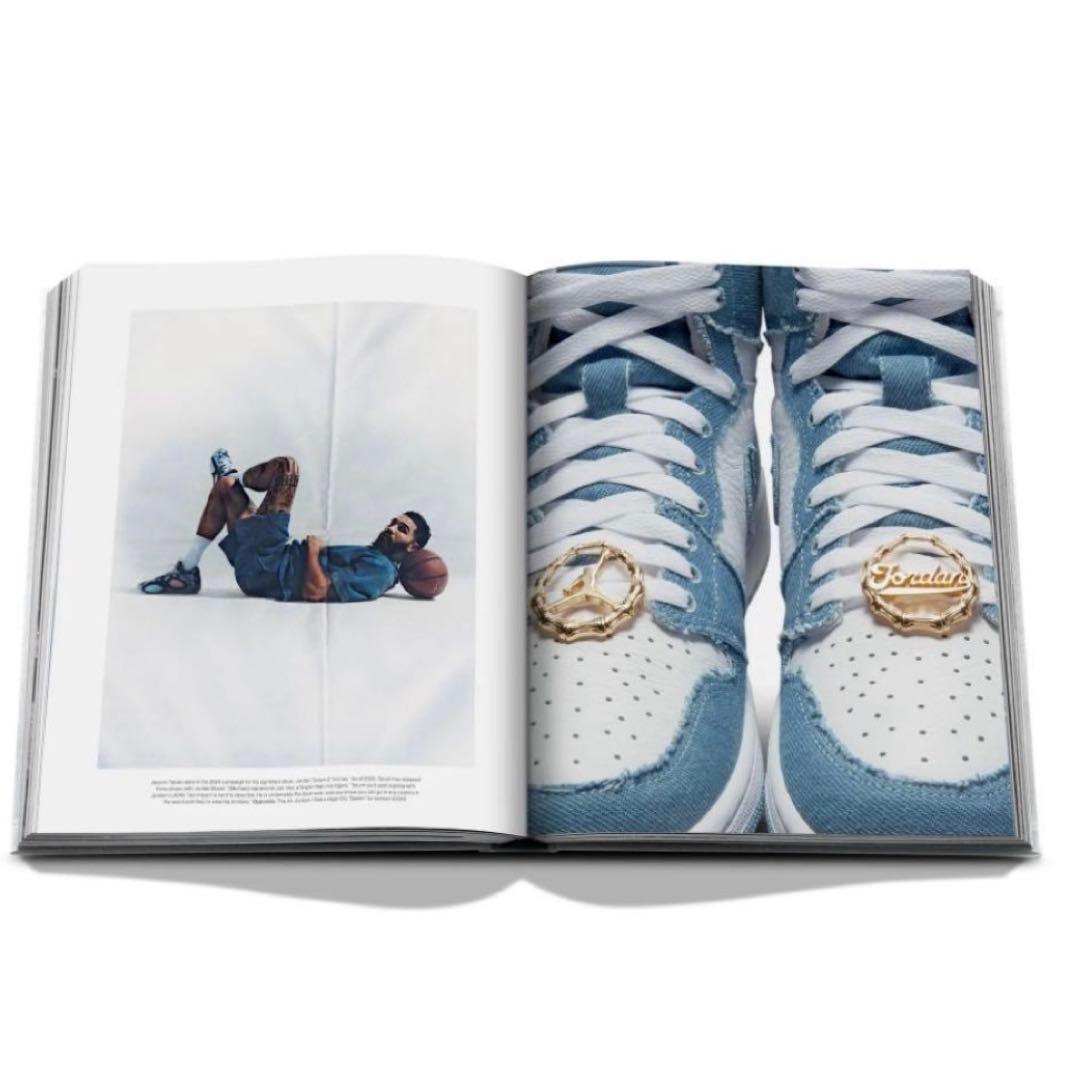 新品未開封　Air Jordan × Assouline Classic 本