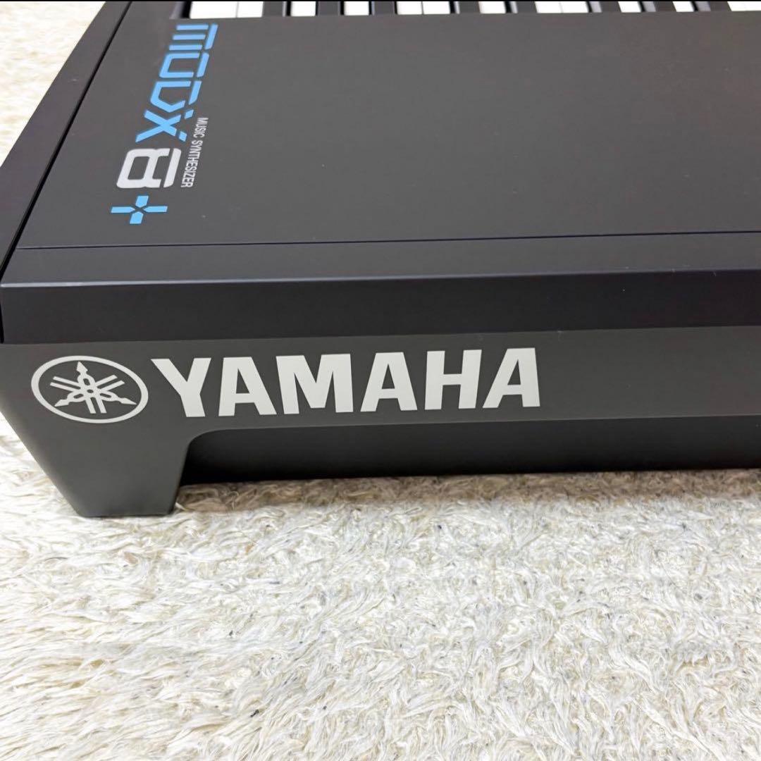 【新品同様】YAMAHA シンセサイザー MODX8+ ソフトケース ペダル付き