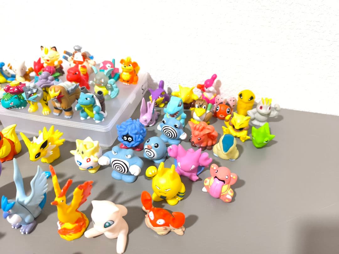ポケモン　指人形　ソフビ　71体　まとめ売り　ピカチュウ　ミュウツー　ゲンガー等