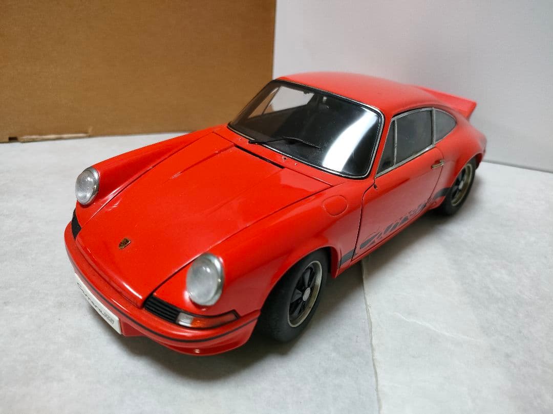 に*ー様 オートアート　ポルシェ911カレラ 　1/18