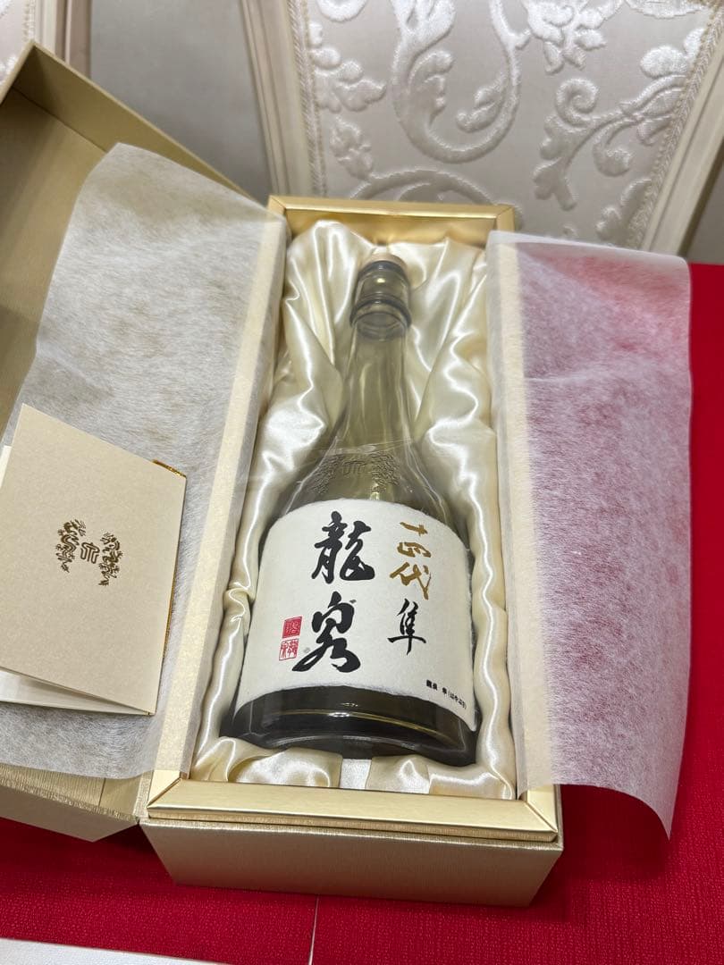 【空瓶】十四代龍泉 隼　日本酒 化粧箱入