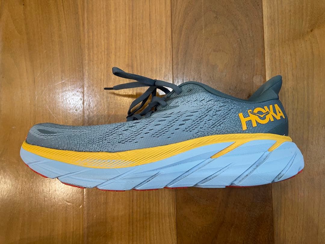 HOKA ランニングシューズ / CLIFTON 8 / 27.0cm