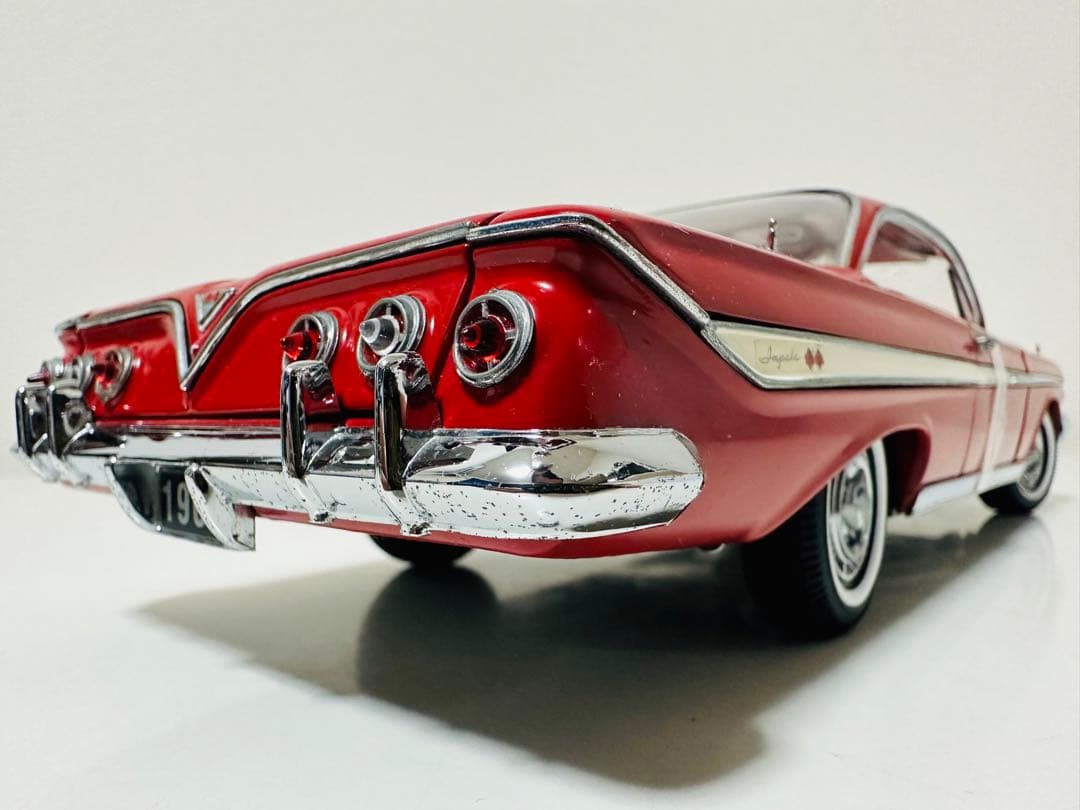 サンスター/’61 Chevyシボレー Impalaインパラ SS 1/18