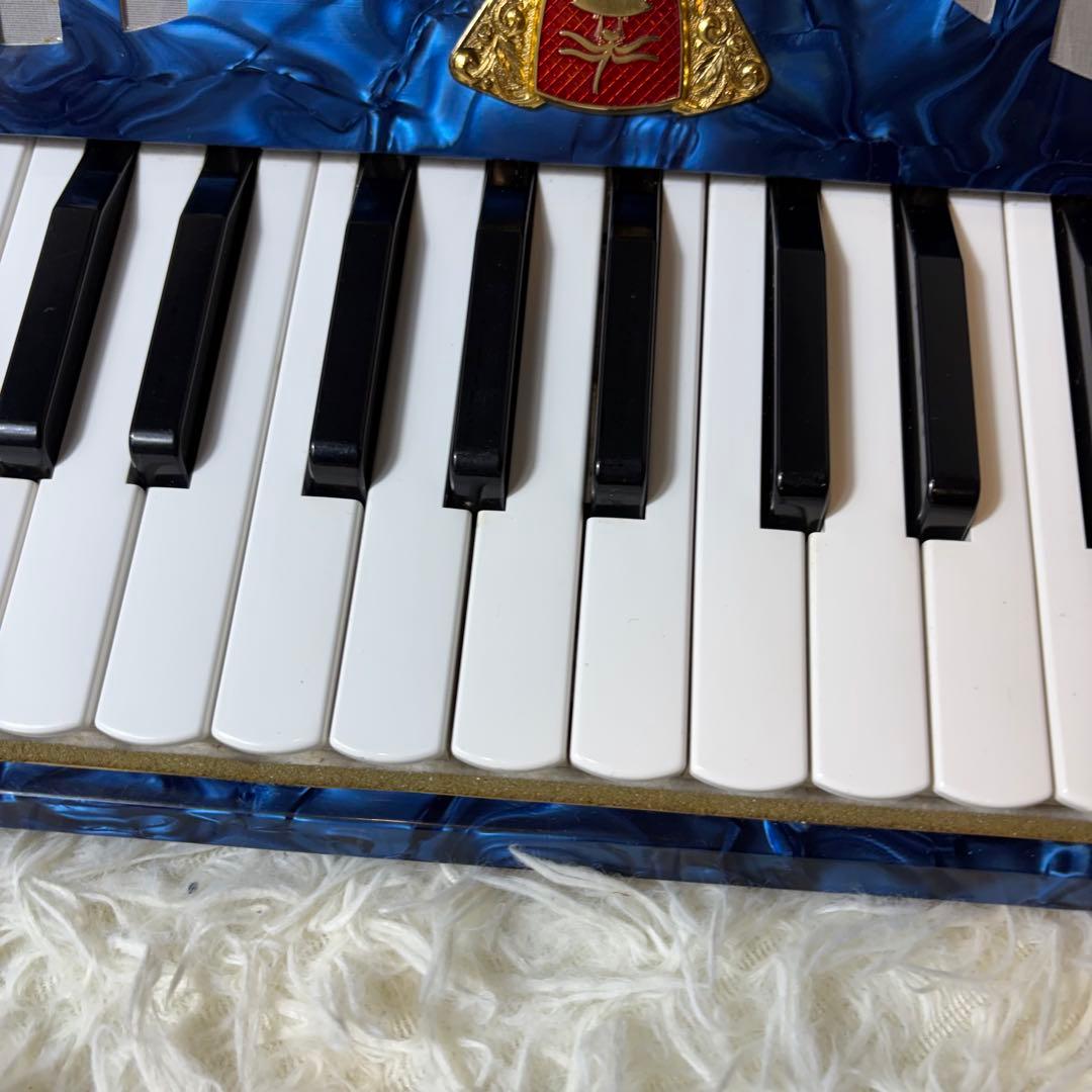 【美品】TOMBO アコーディオン No.211 30鍵盤 ハードケース付