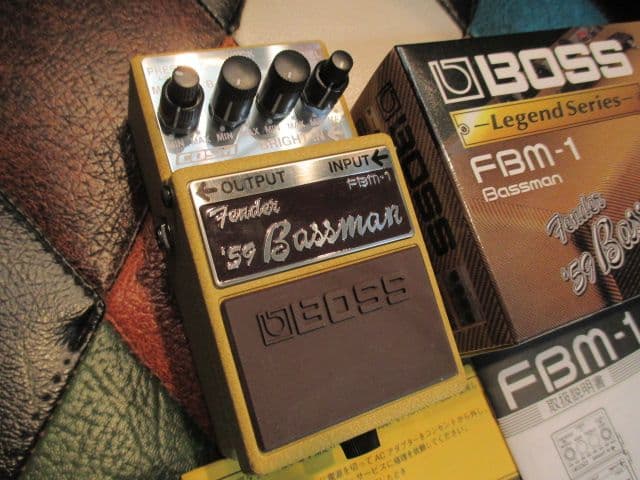 ほぼ新品 BOSS ’59 BASSMAN ベースマン FBM‐1 エフェクター