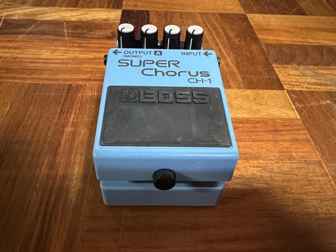BOSS CH-1 SUPER　CHORUS　スーパーコーラス　ピンクラベル
