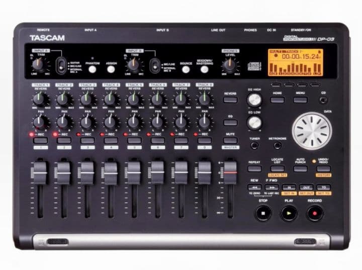 【新品】TASCAM DP-03 マルチトラックレコーダー 未使用 箱付き