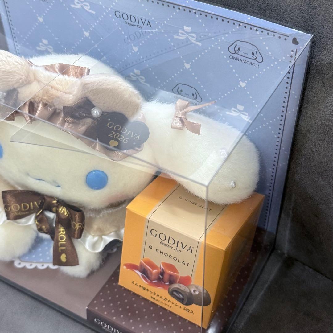 【限定】サンリオ×GODIVA シナモロールぬいぐるみ チョコ付き バレンタイン
