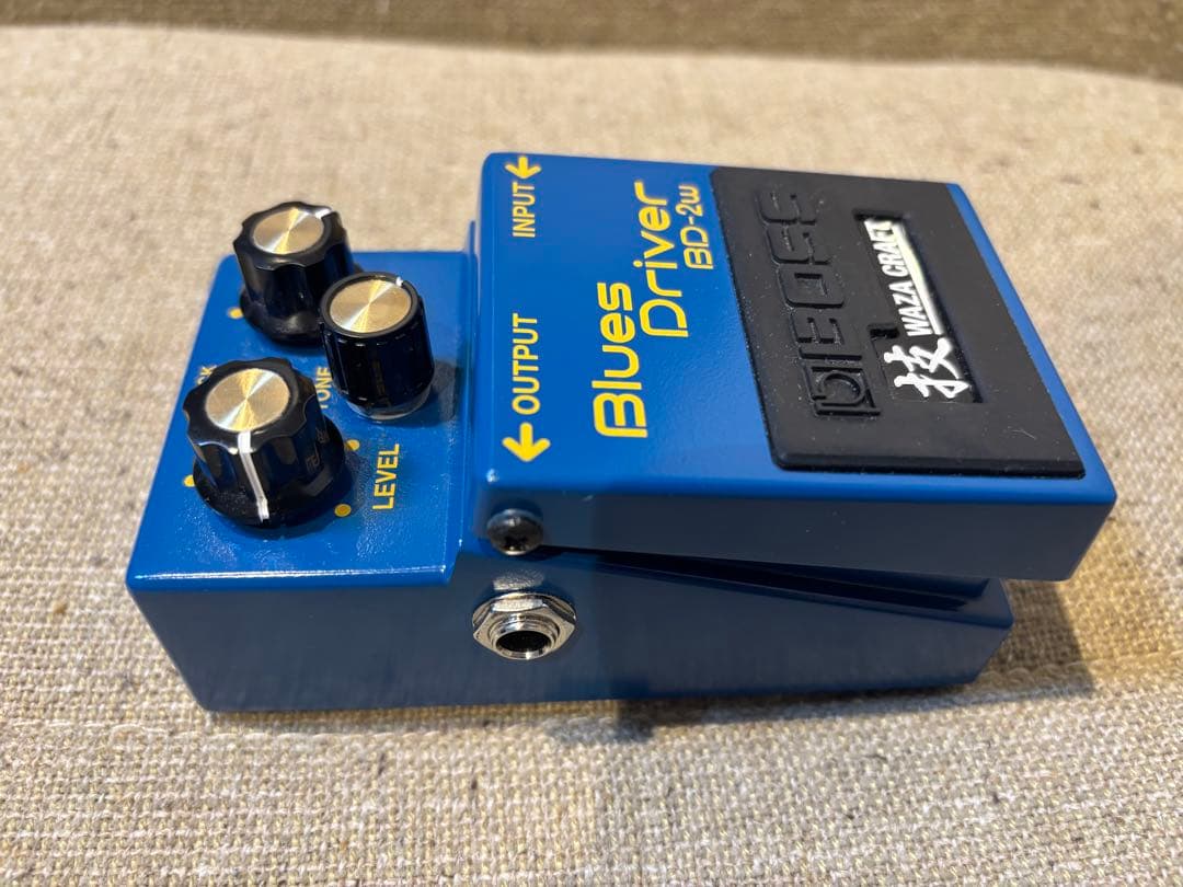 ギター BOSS BD-2W