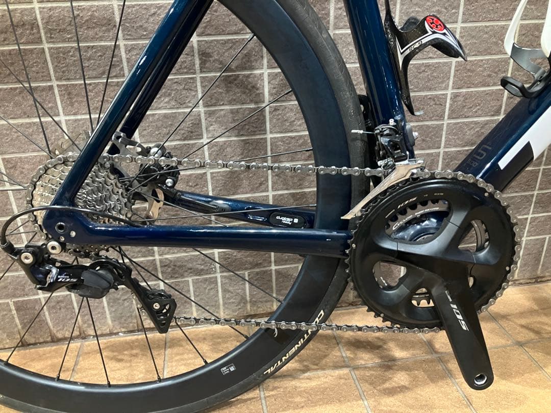 TREK EMONDA SL5 DISC 2021モデル　カーボンホイール