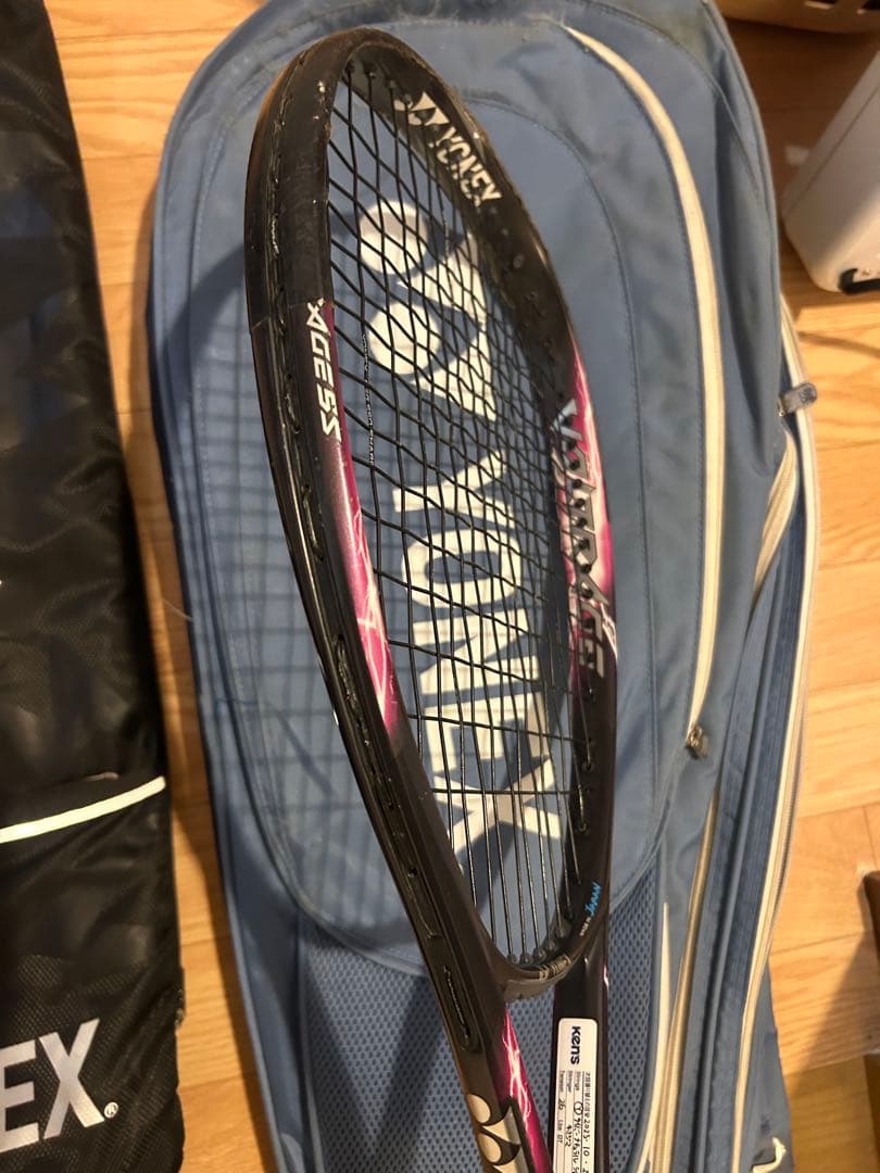 YONEX VOLTRAGE ラケット2本セット　ケース付き