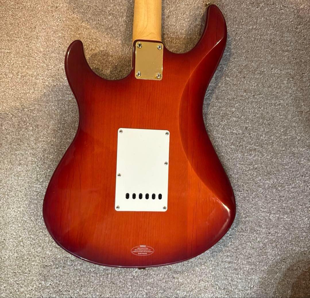 Yamaha Pacifica サンバースト