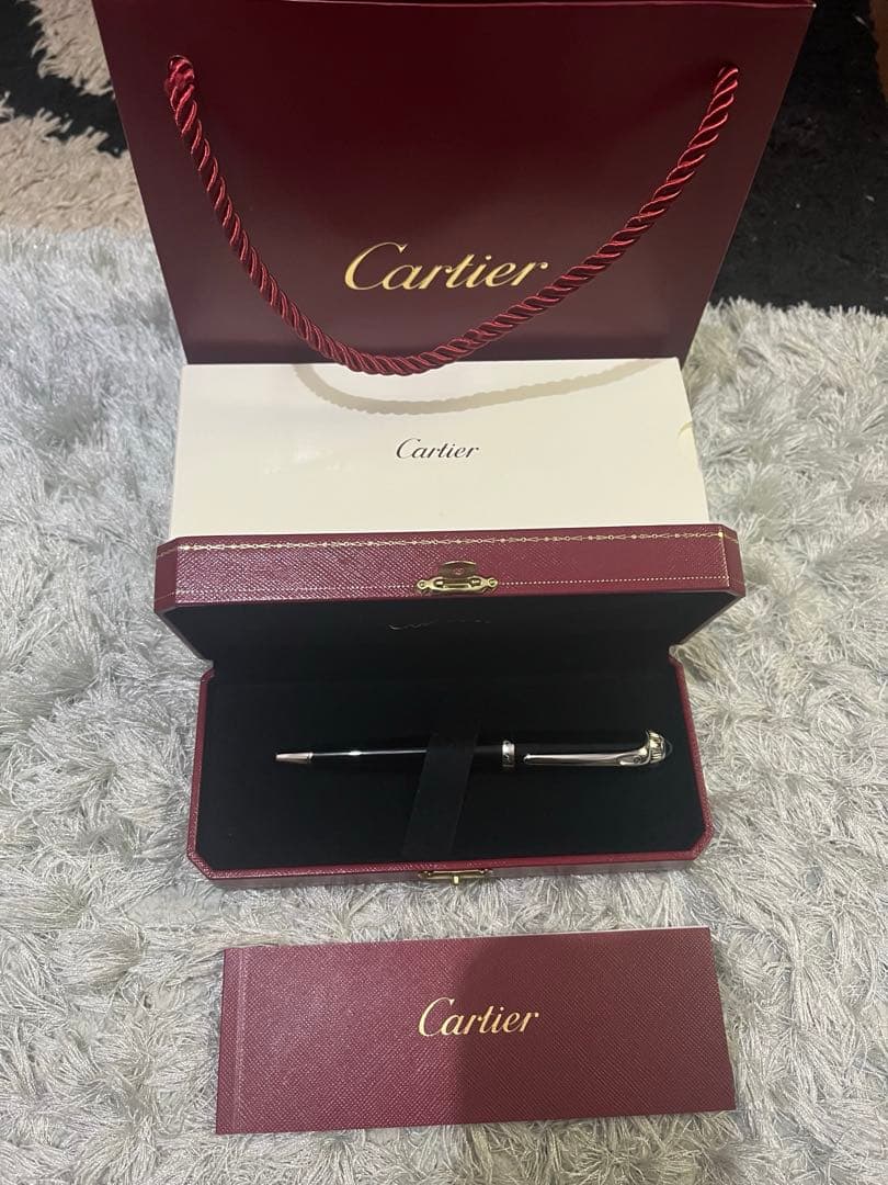 Cartier カルティエ　ボールペン