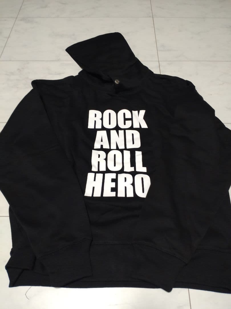 サザンオールスターズ　ROCK AND ROLL HERO フード付きパーカー
