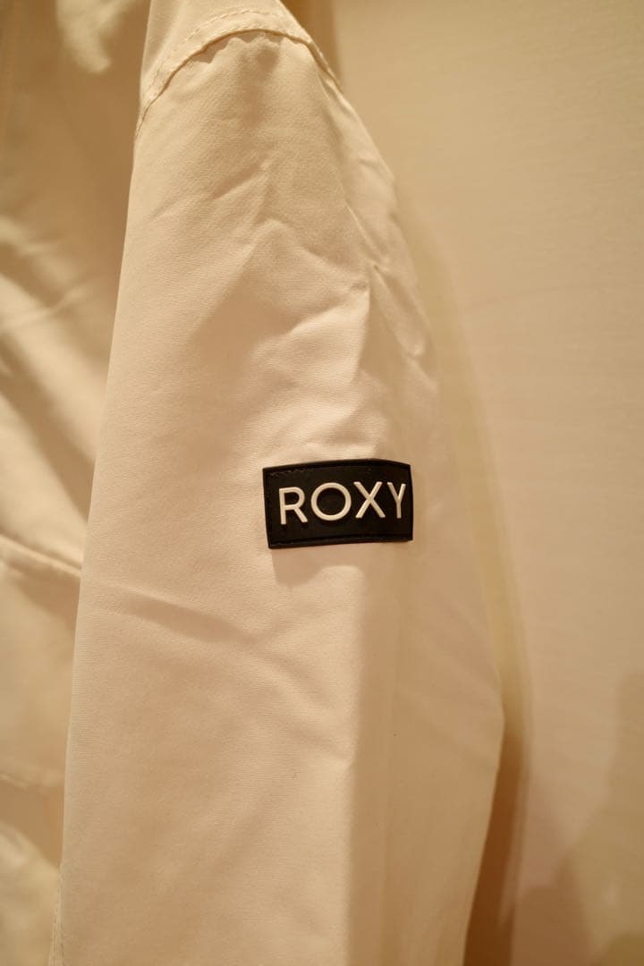 スノボウェア上下セット　ROXY ホワイト 　Mサイズ　定価6万