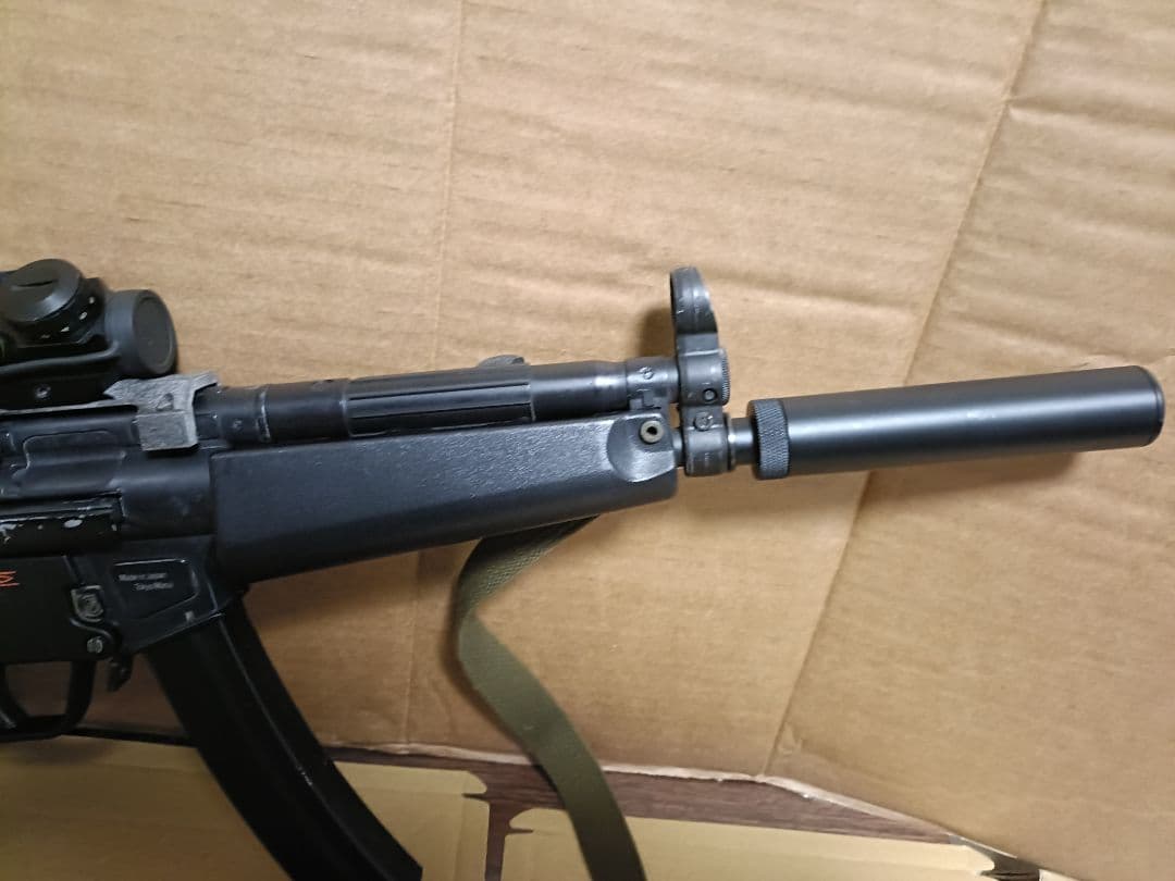 z*o様 東京マルイ　スタンダード電動ガン　MP5 サプレッサー　サイト　スリン
