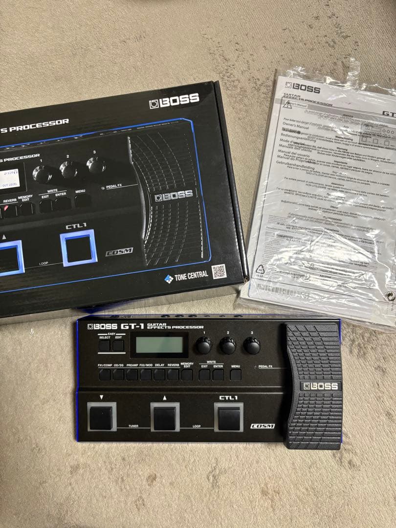 BOSS GT-1 ギターエフェクター 箱、説明書付き