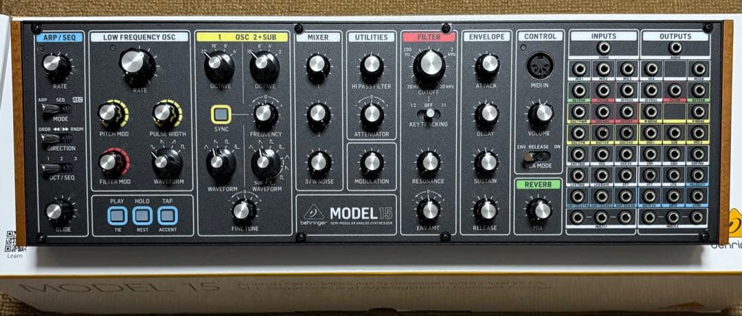 新品同様 BEHRINGER MODEL 15 Moog Grandmother