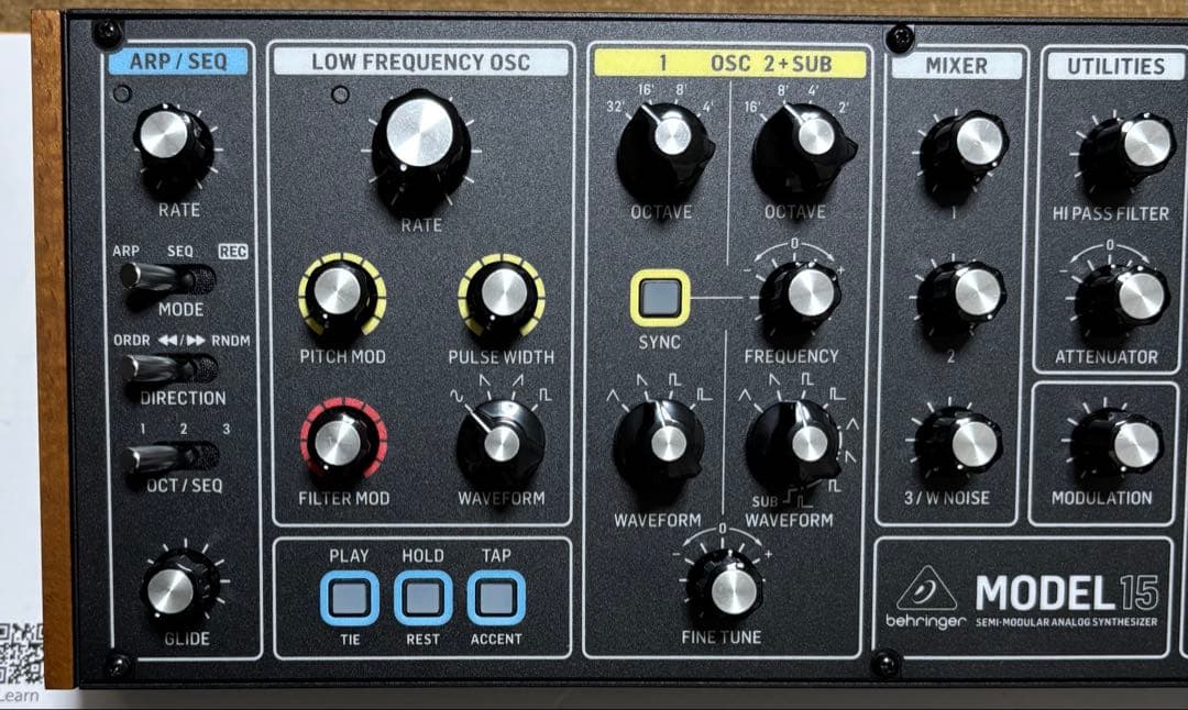 新品同様 BEHRINGER MODEL 15 Moog Grandmother