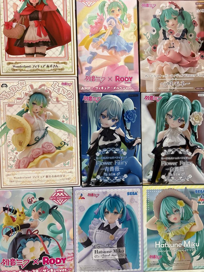 初音ミク　フィギュア　まとめ売り②　22体