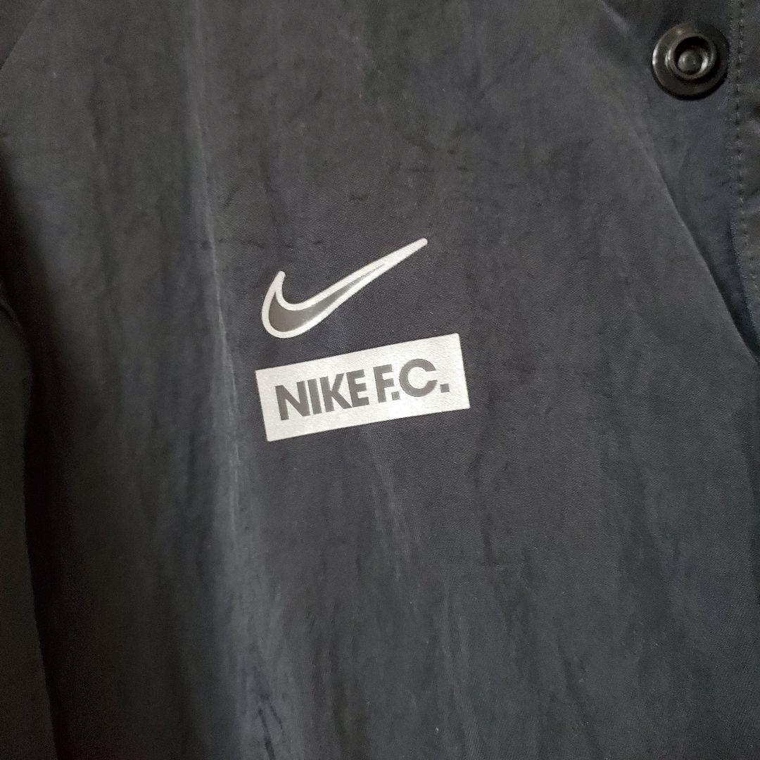 新品未使用 NIKE ベンチコート ダウンコート