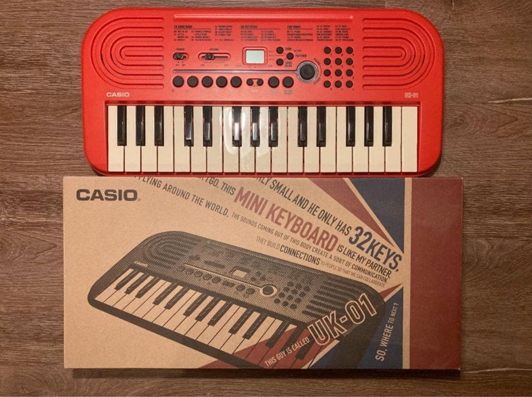 CASIO UK-01 ミニキーボード／ACアダプター付き［美品］