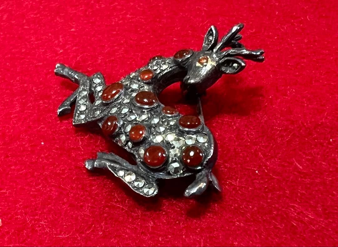 ブローチ アクセサリー　トナカイ寶石鹿925刻印 銀SILVER Brooch