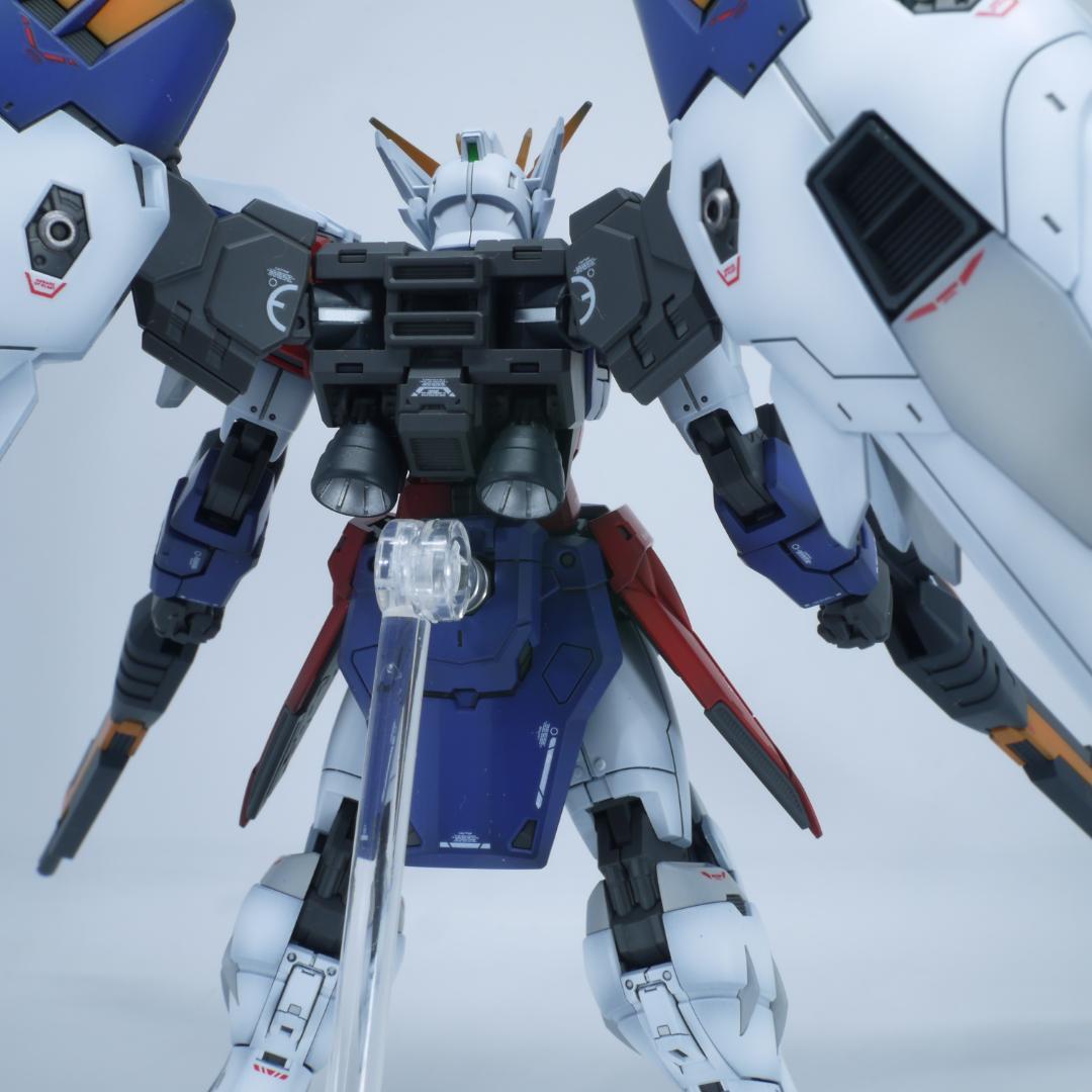 ガンプラ　RG ウイングガンダムゼロ　全塗装　完成品