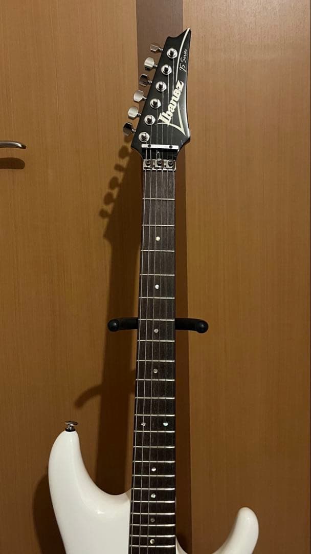 Ibanez JS100 WH Satriani シグネチャー H/S