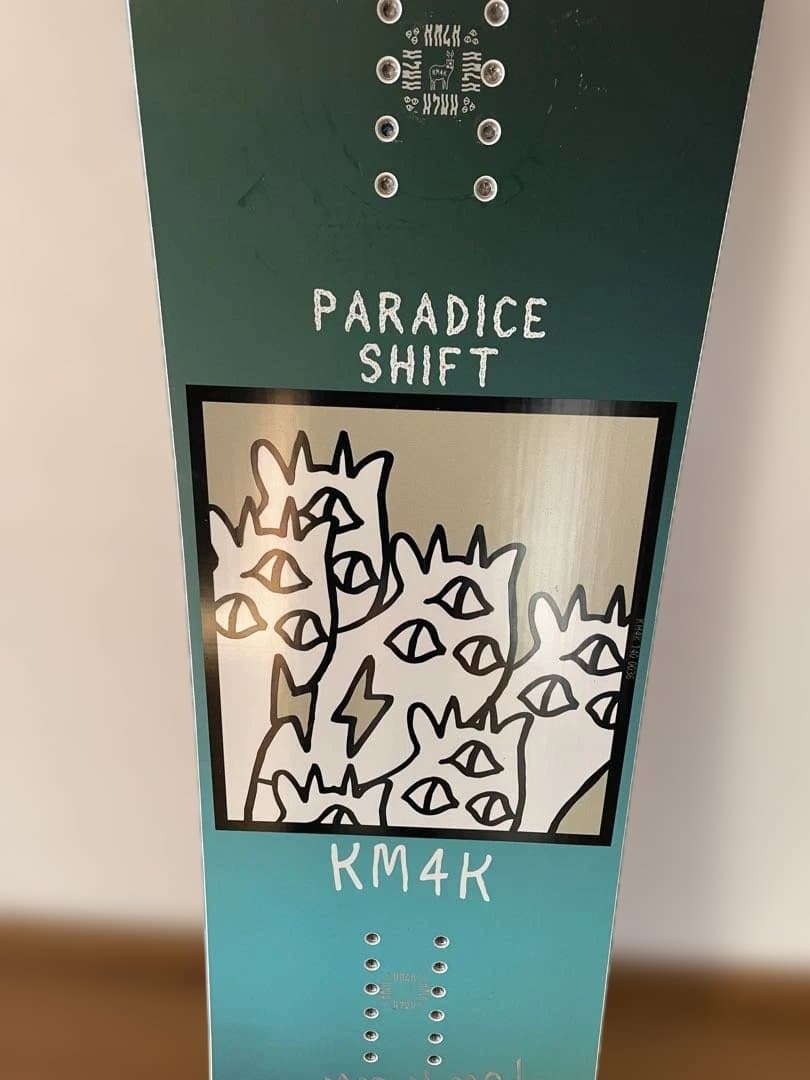 KM4K PARADICE SHIFT 140cm スノーボード