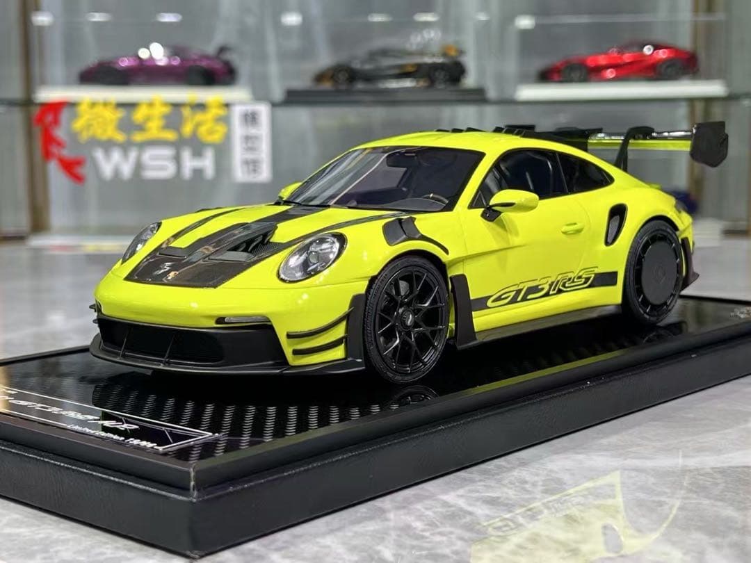 新発売 VIP モデル 1/18 ポルシェ 911 GT3 RS 当日発送