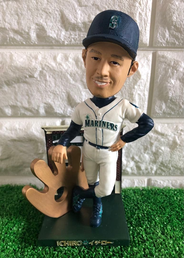 MLB 2009 イチロー SAFECO FIELD BOBBLEHEAD