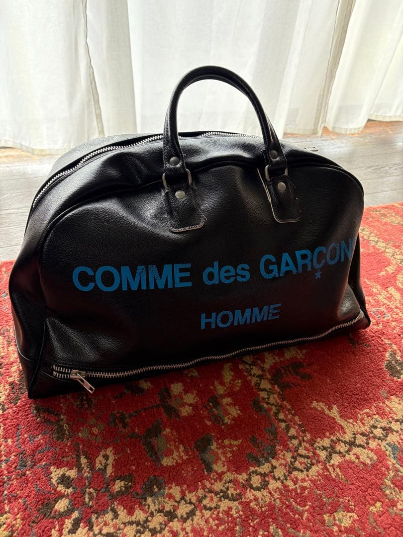 COMME des GARÇONS ボストンバッグ 黒　レザー合皮