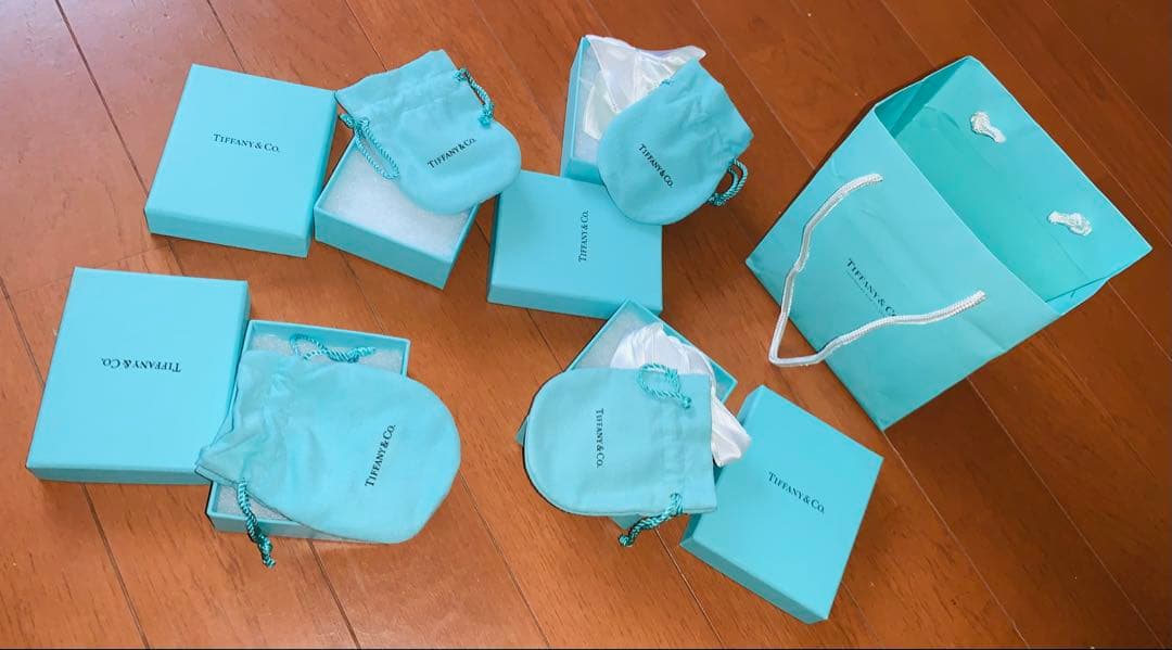 ト*テ様 Tiffany & Co. ティファニーブルー ボックスと袋セット