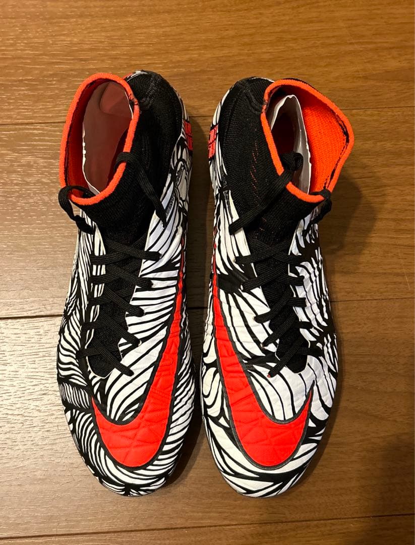 【新品未使用】NIKE HYPERVENOM PHANTOM Ⅱ NJR FG
