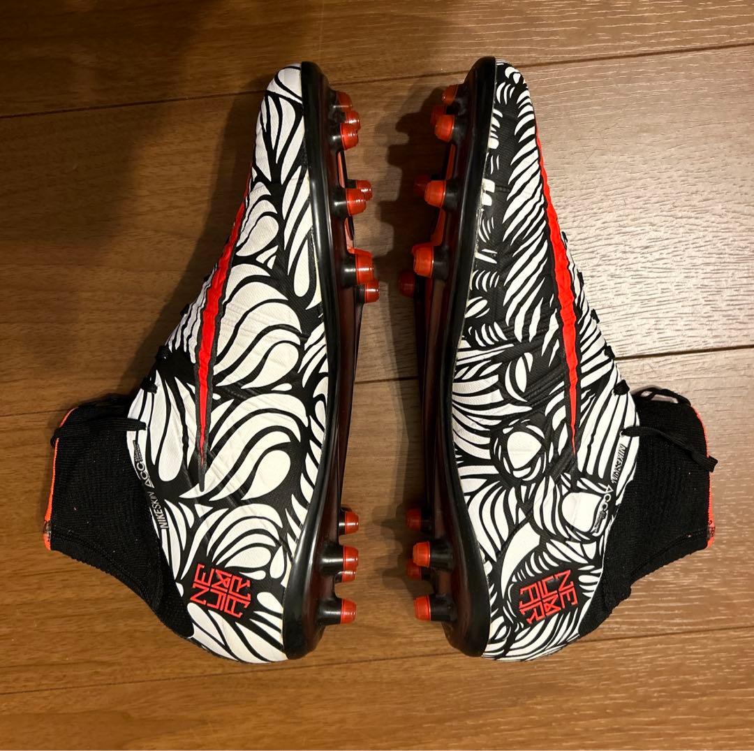 【新品未使用】NIKE HYPERVENOM PHANTOM Ⅱ NJR FG