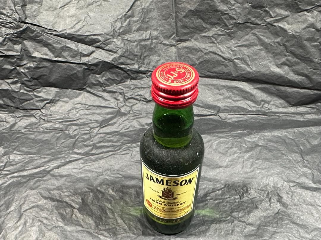ミニボトル　ジェムソン　JAMESON　旧ボトル・現行ボトル　セット