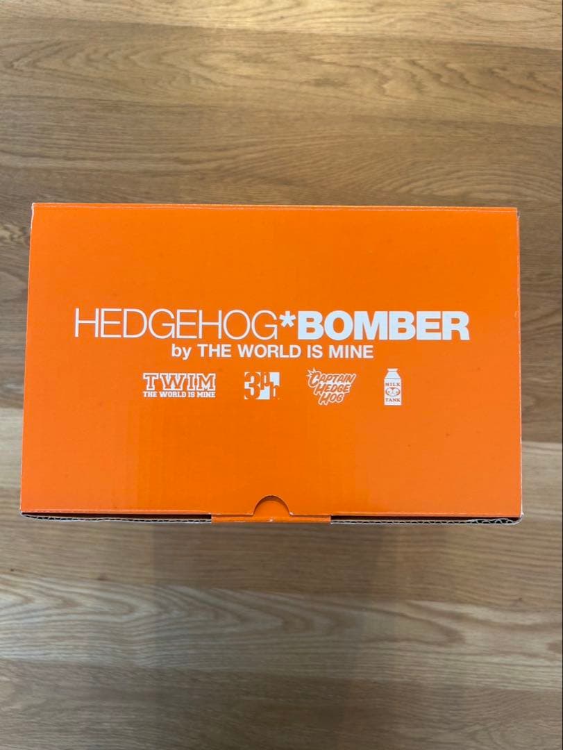 TWIM【 HEDGE HOG BOMBER オールオレンジ 】 非売品