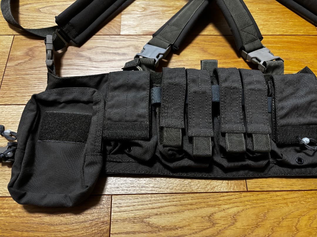 VOLK TACTICAL GEAR　チェストリグ　RG