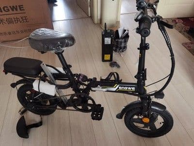 高機能コンパクト 電動アシスト自転車 折りたたみ式電動自転車
