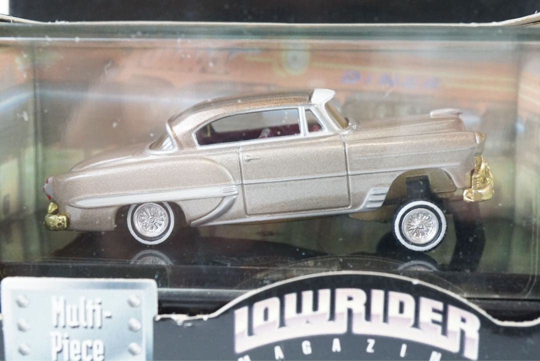 Hot Wheels Collectibles 53 Chevy ローライダー