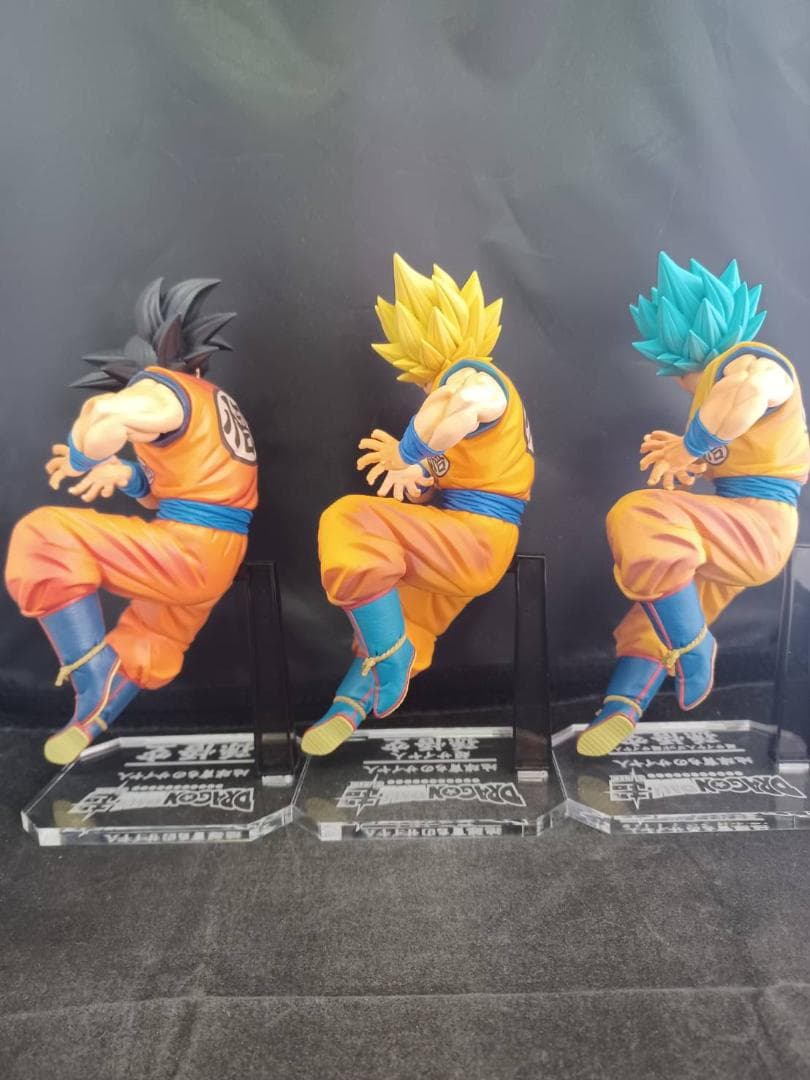 孫悟空　ドラゴンボール　超絶戯巧　まとめ売り　フィギュア　アクリル台座付
