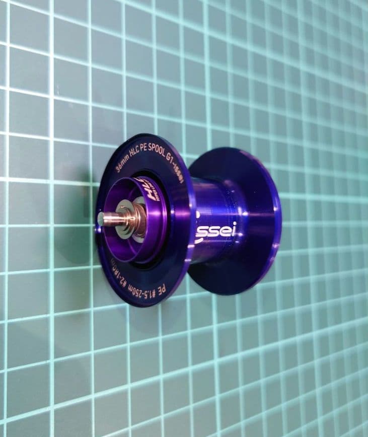 一誠×SLP WORKS 36mm HLC PEスプール 訳あり