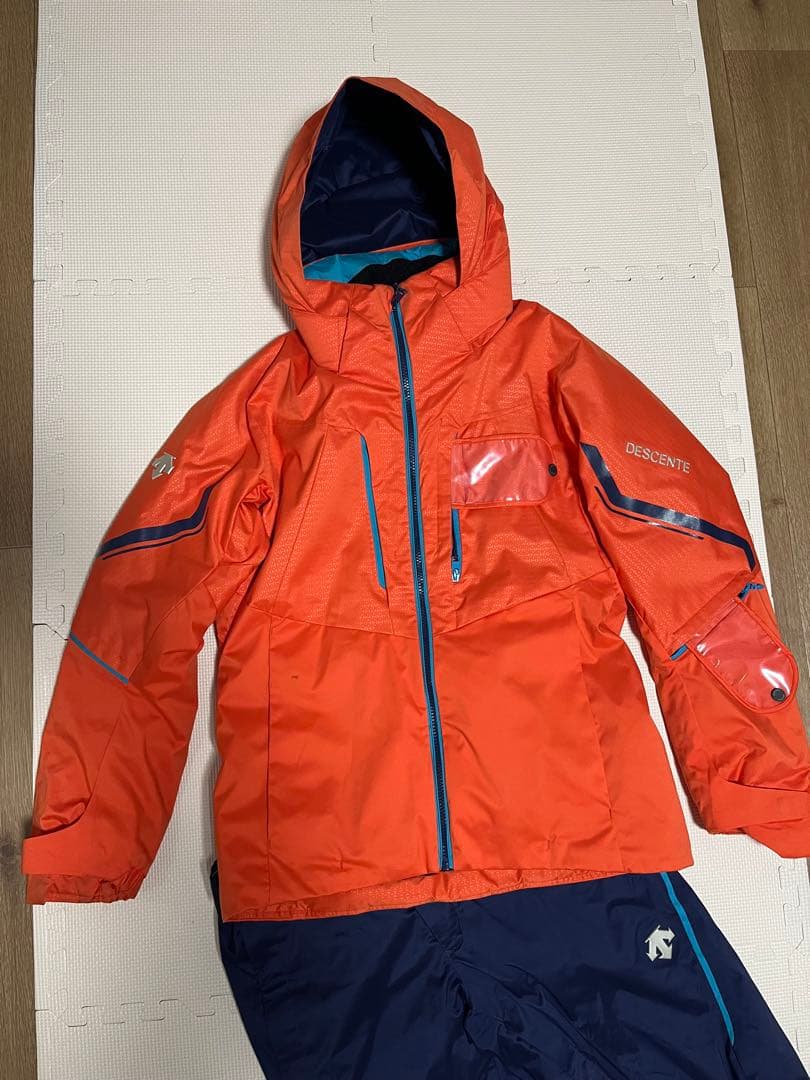 DESCENTE S.I.Oウェア上下セット　Mサイズ